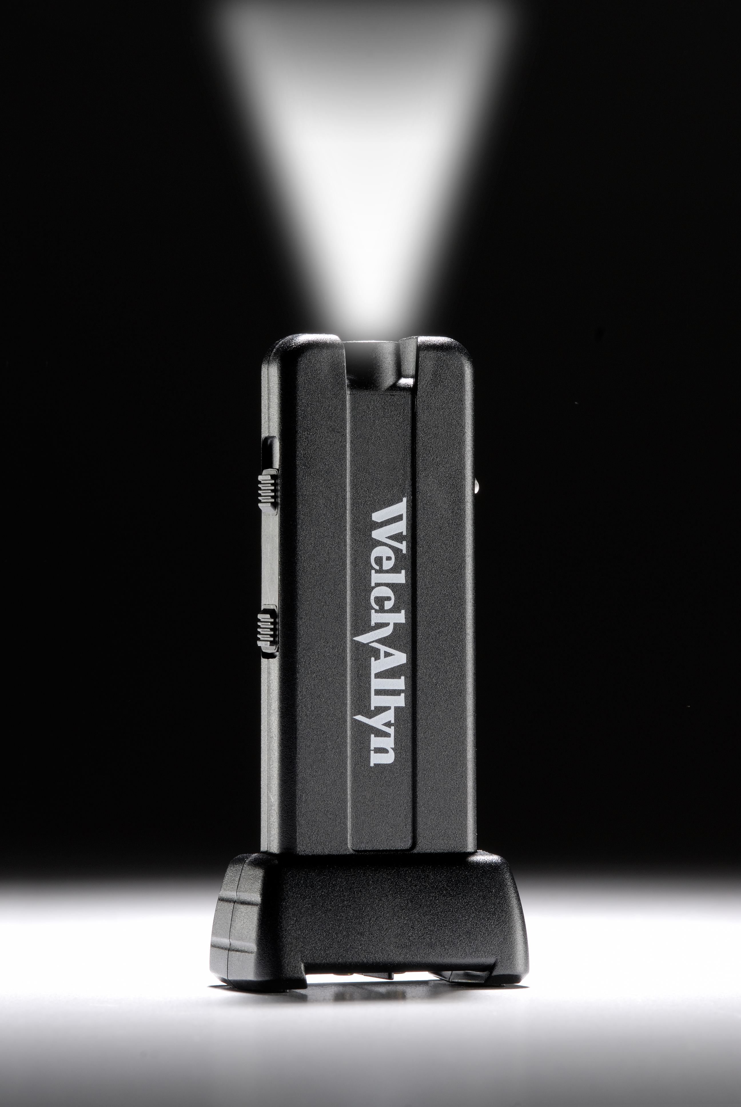 Système d’éclairage sans fil Série 790 pour Spéculums Vaginaux ...